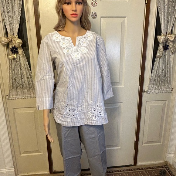 Alfred Dunner | Tops | Alfred Dunner 2 Pc Set Gray White Stripped V Top ...